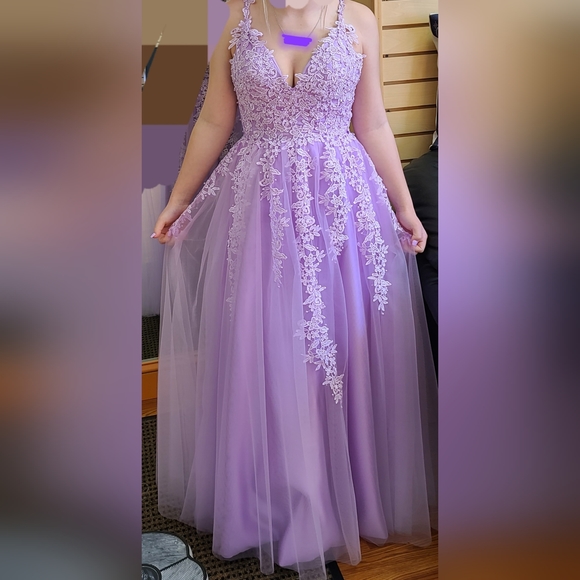 Dresses | Lilac Prom Sweet 16 Formal Dress Gown | Poshmark